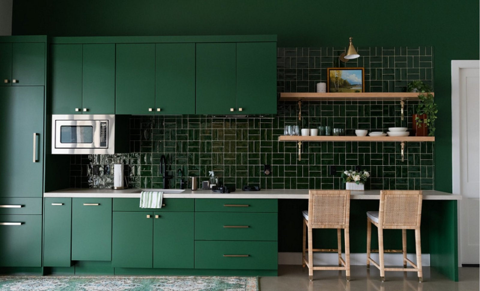 Small Kitchens - Planning and Design Tips