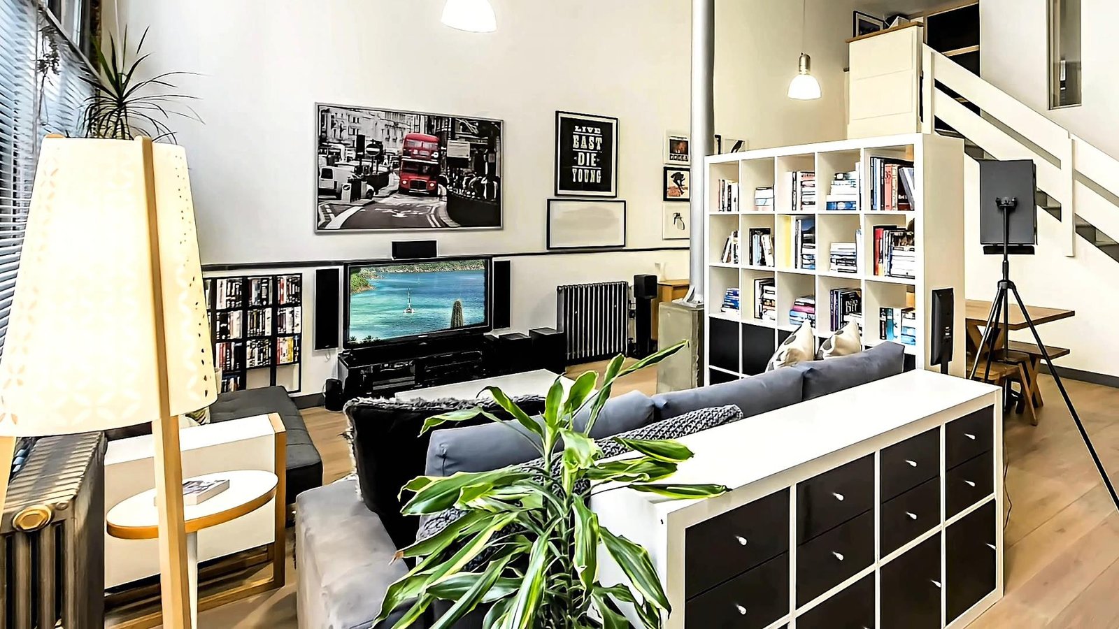 Old Spice Warehouse turned into Fantastic Apartment